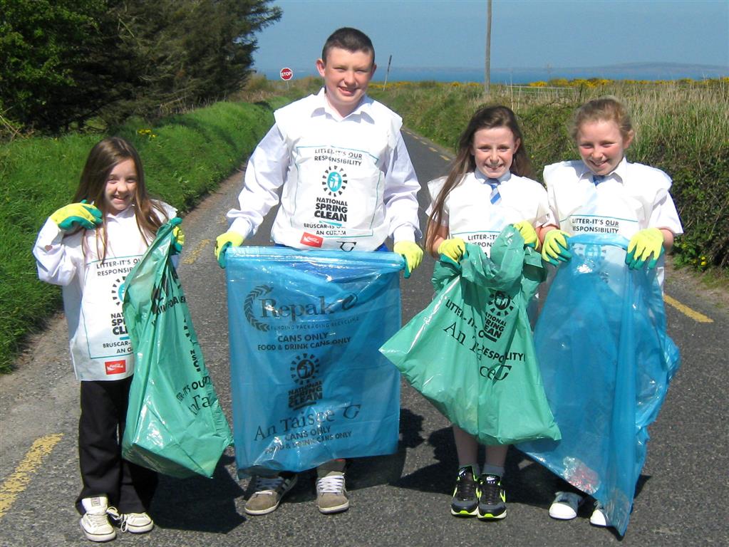 Litter clean-up 2015 - Scoil Naisiunta Sliabh a' Mhadra