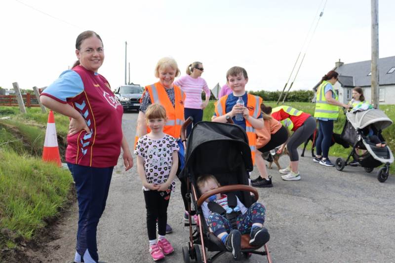 Sliabh a’ Mhadra ag Siúl 2022 – Scoil Naisiunta Sliabh a' Mhadra